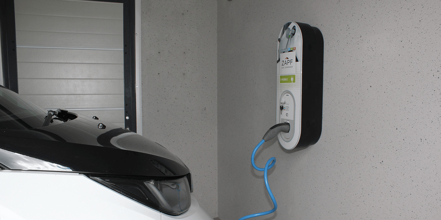 Zapf bietet Garage mit integrierter Innogy-Wallbox an - electrive.net
