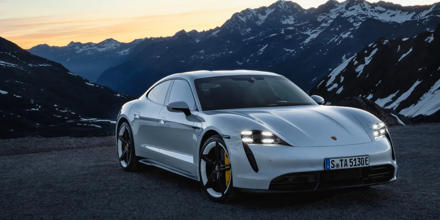 Weltpremiere des Porsche Taycan Chance genutzt electrive