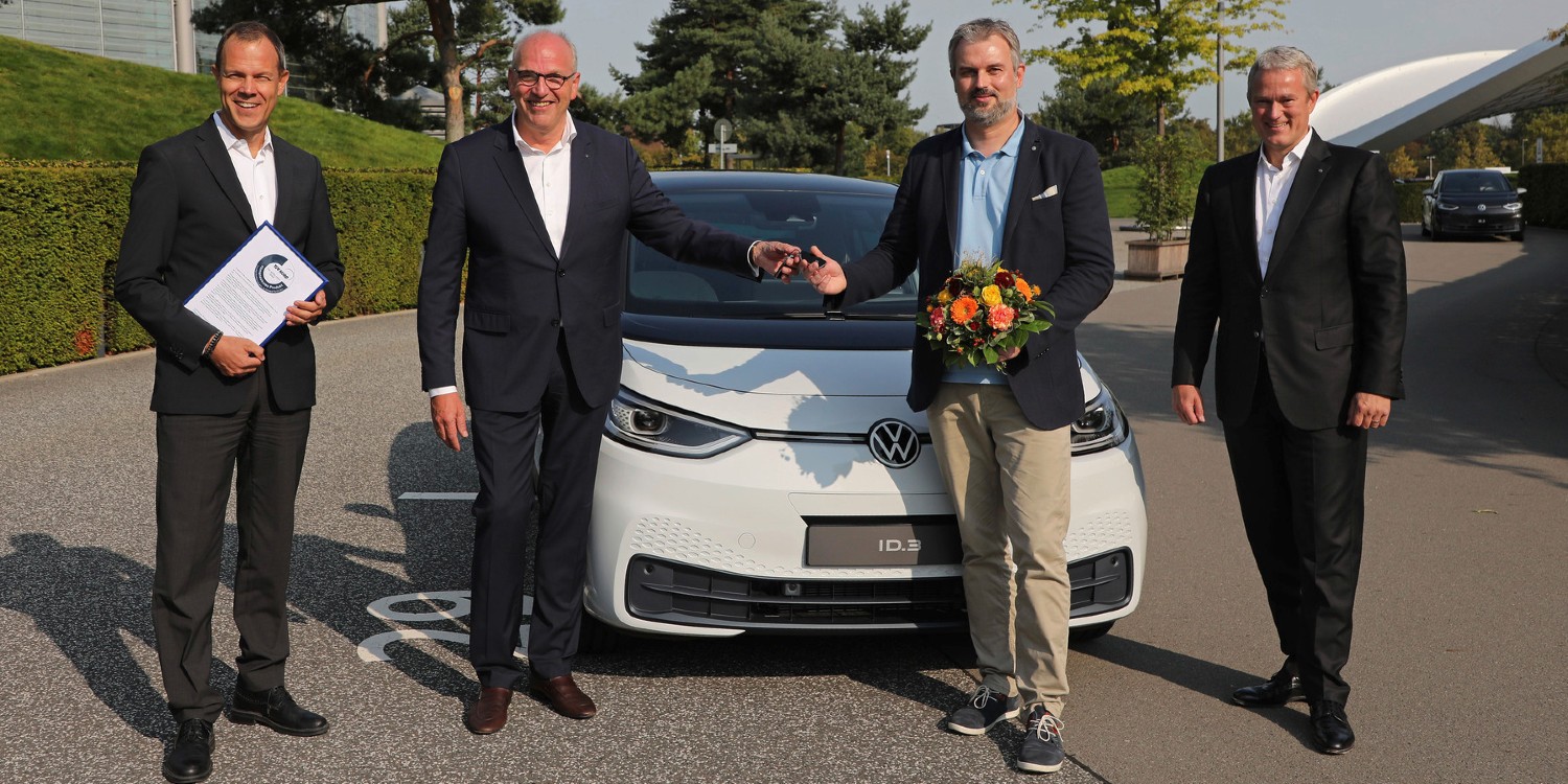 VW liefert erste ID.3 in Dresden und Wolfsburg aus - electrive.net