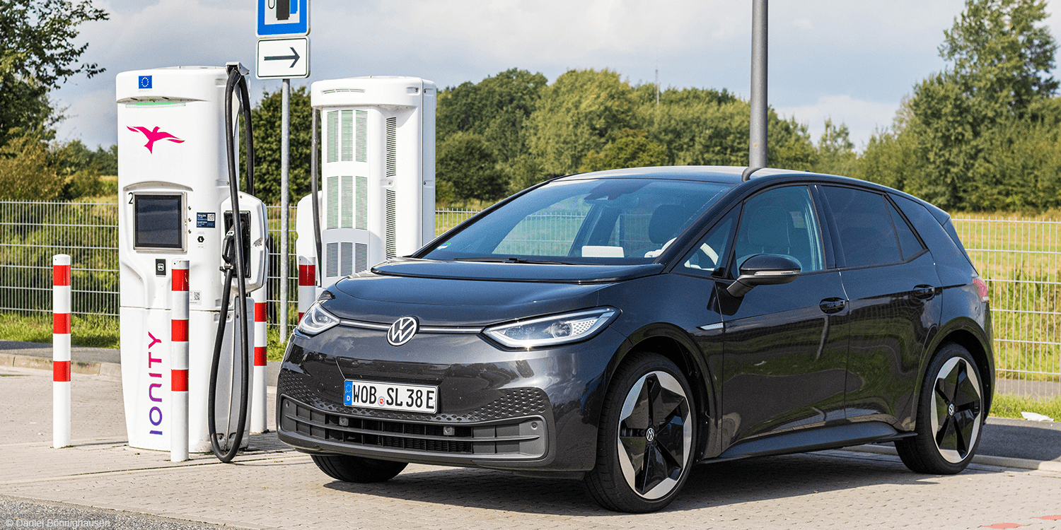 VW ID.3 Pure Performance im Fahrbericht mit Ladekurve electrive