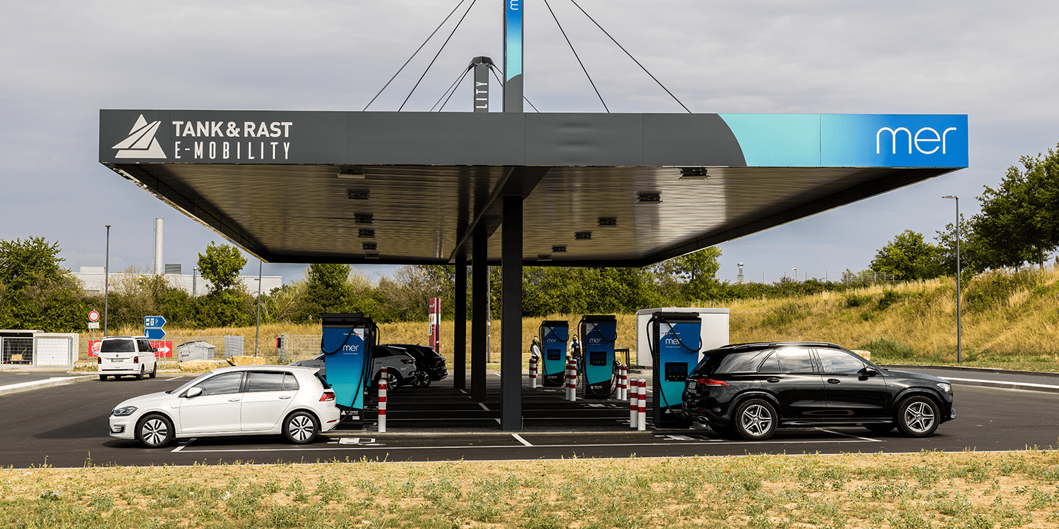 Tank & Rast und Mer eröffnen Ladepark an Raststätte Kassel Ost ...