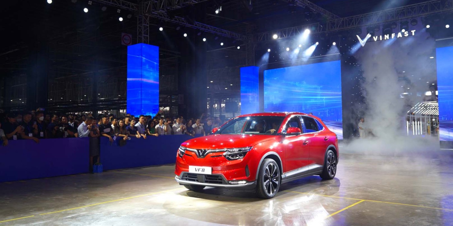 VinFast liefert 100 VF 8 in Vietnam aus - electrive.net