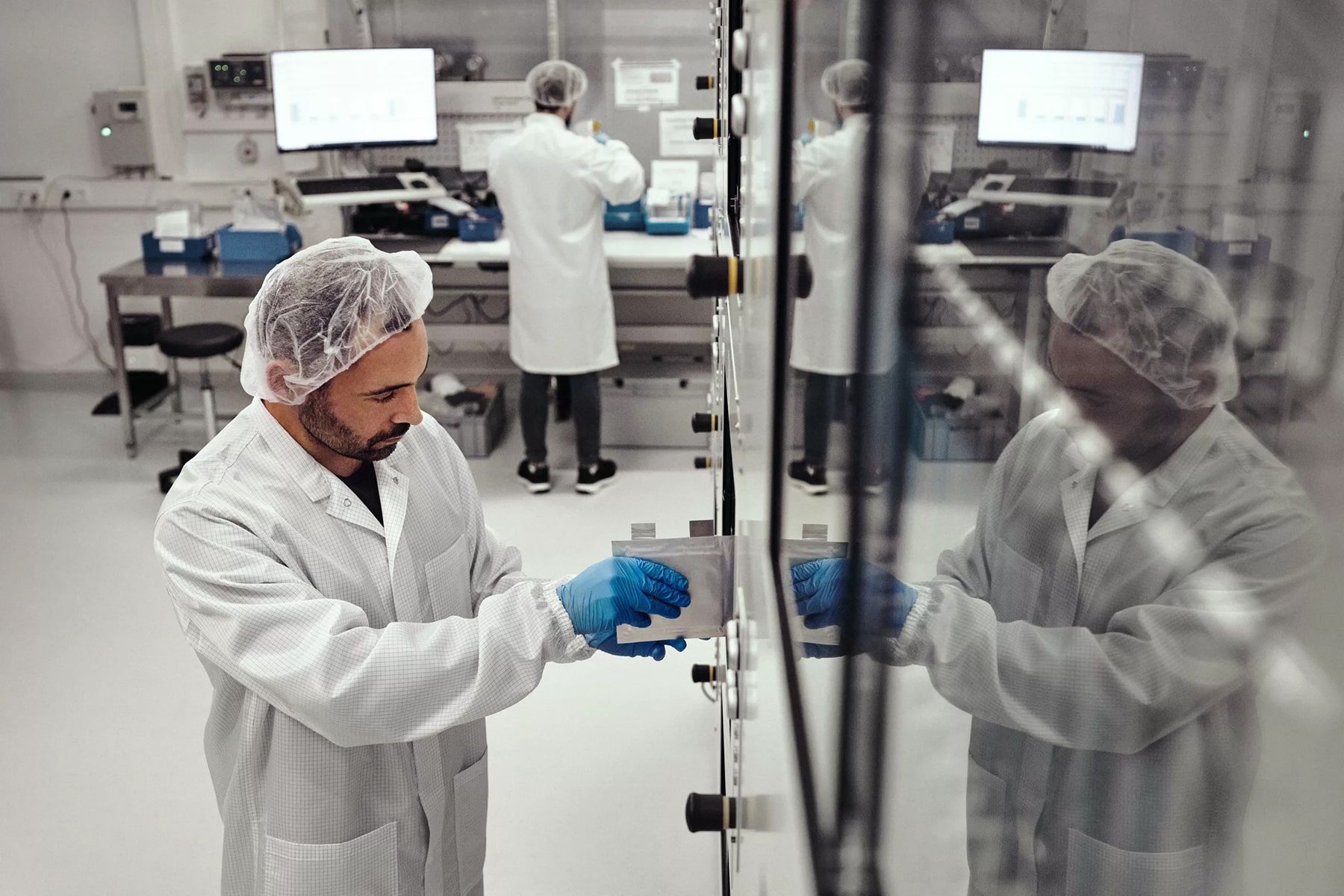 Customcells fertigt siliziumdominierte Zellen von US-Startup Enevate ...