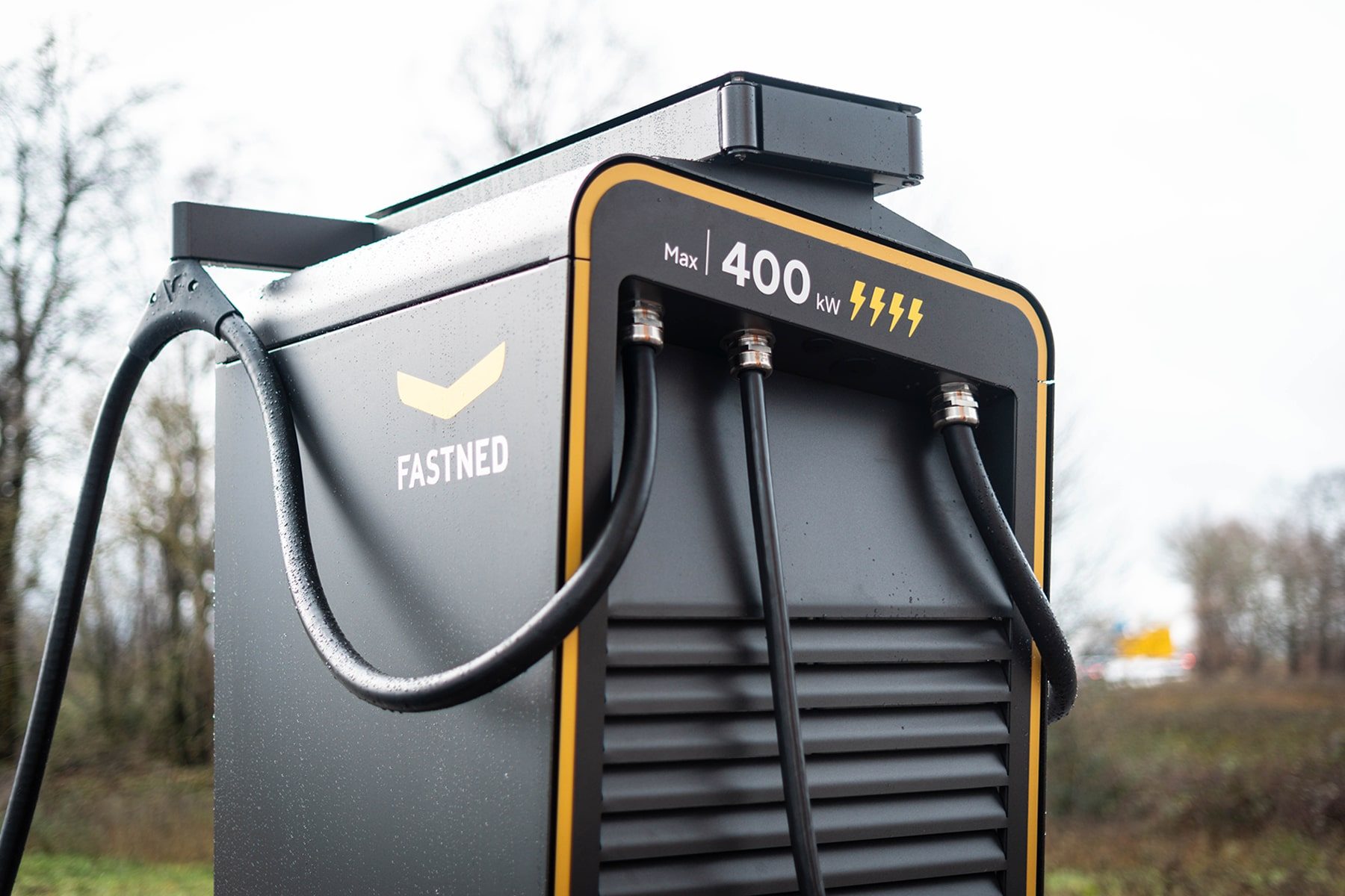 Fastned baut zwei HPC-Parks nahe Barcelona - electrive.net