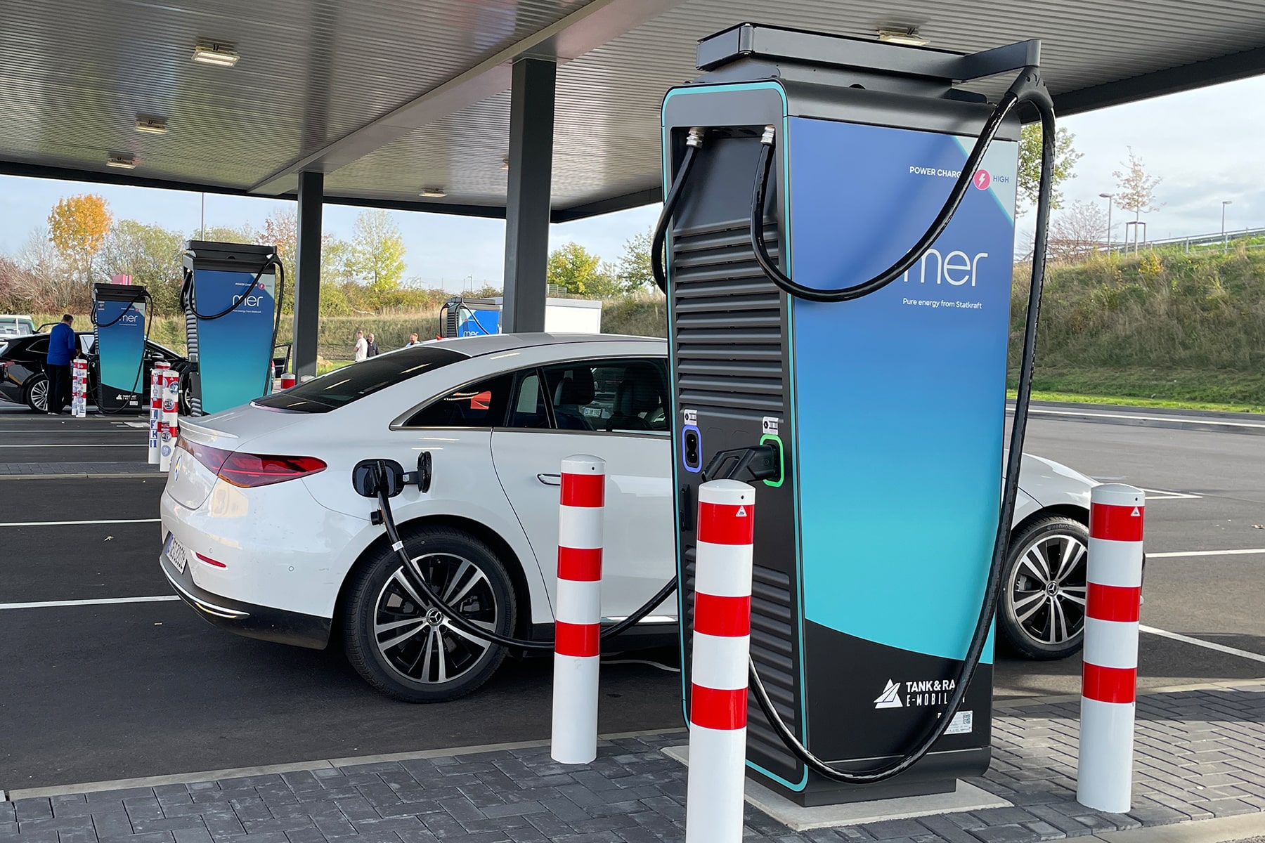 Mer senkt Ladepreise um bis zu 17 Prozent - electrive.net