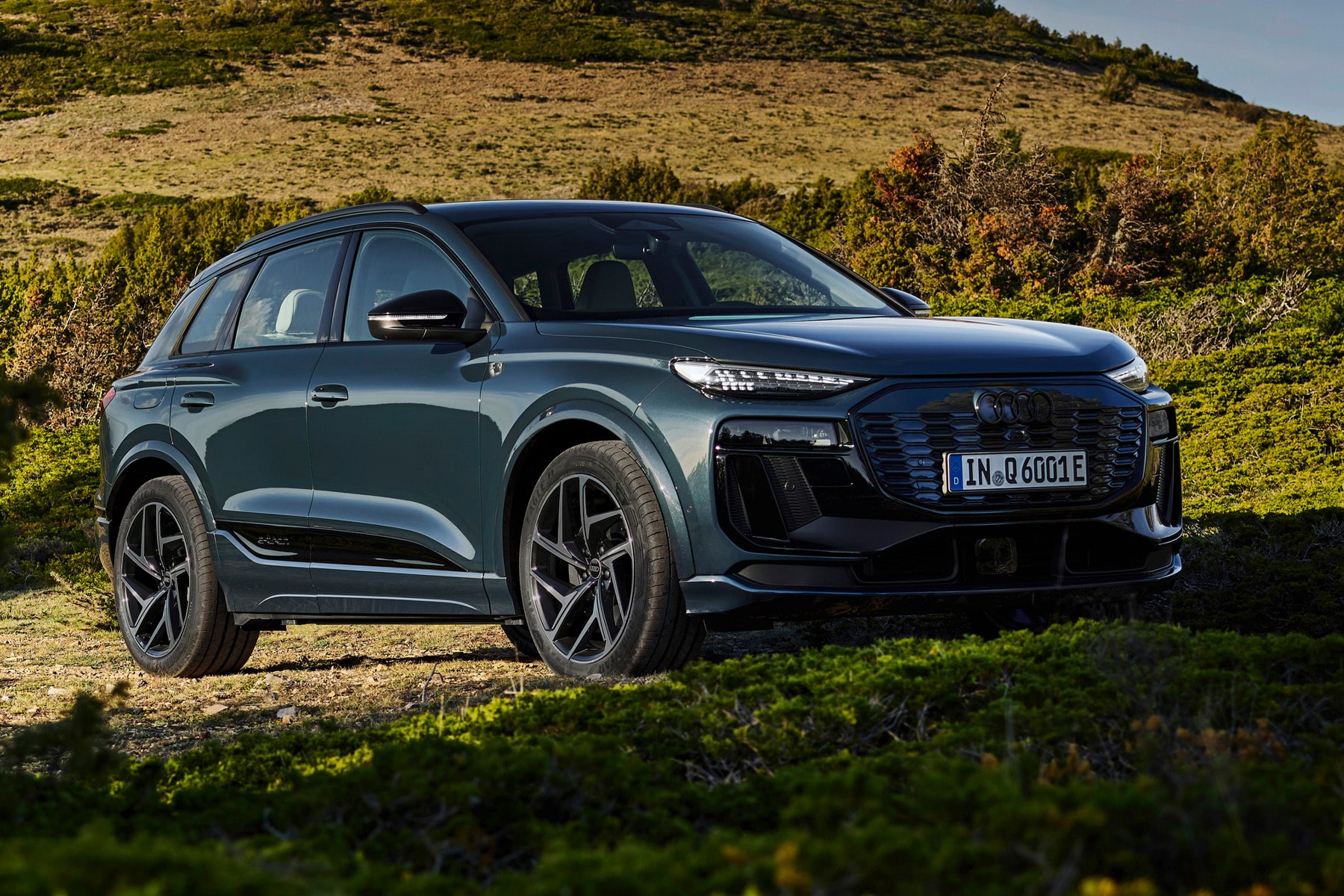 Audi Q6 E-tron (+Sportback) | AutoWeek