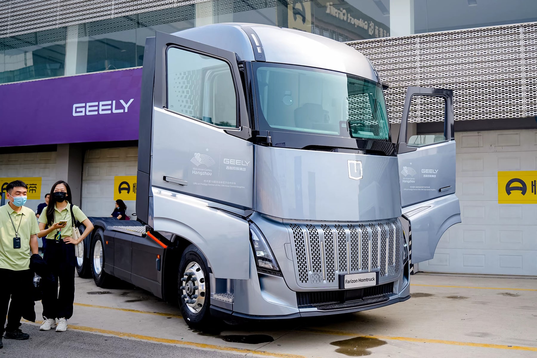Duvenbeck wird erster Europa-Kunde für Geelys Elektro-Lkw Homtruck - electrive.net