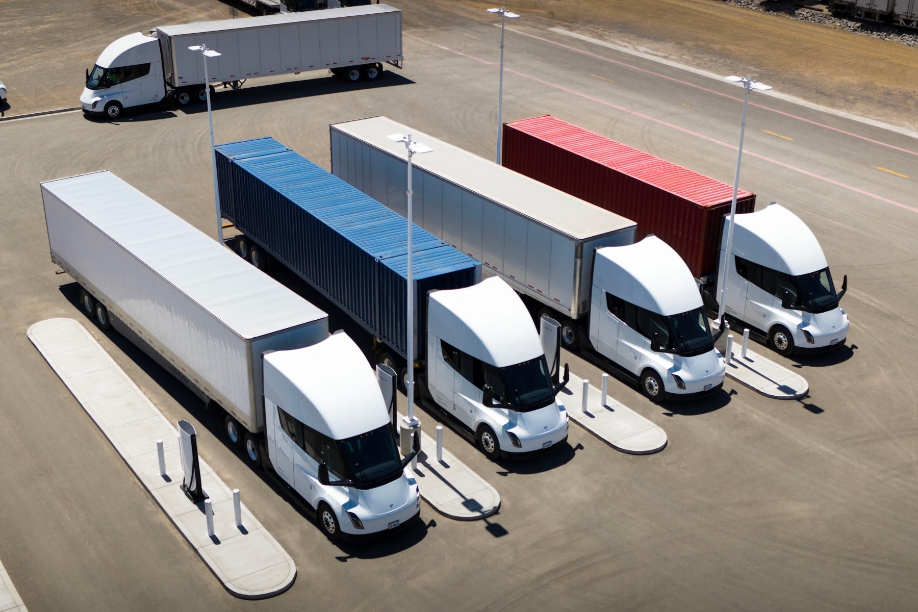 Usuf Schermo verantwortet Einführung des Tesla Semi in Europa ...