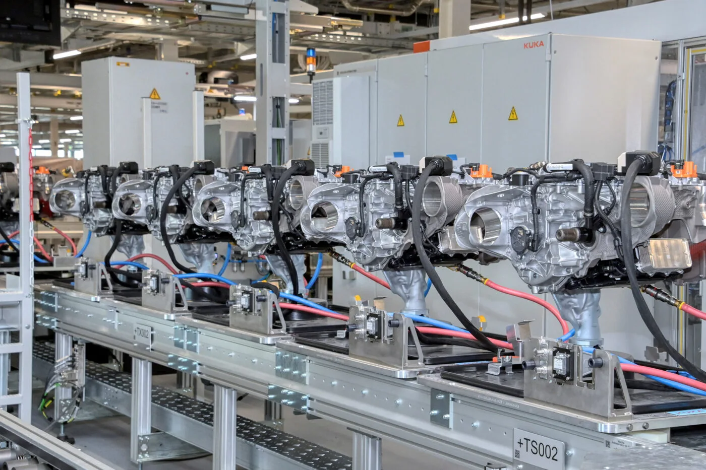 BMW stellt E-Antriebe der sechsten Generation vor - electrive.net