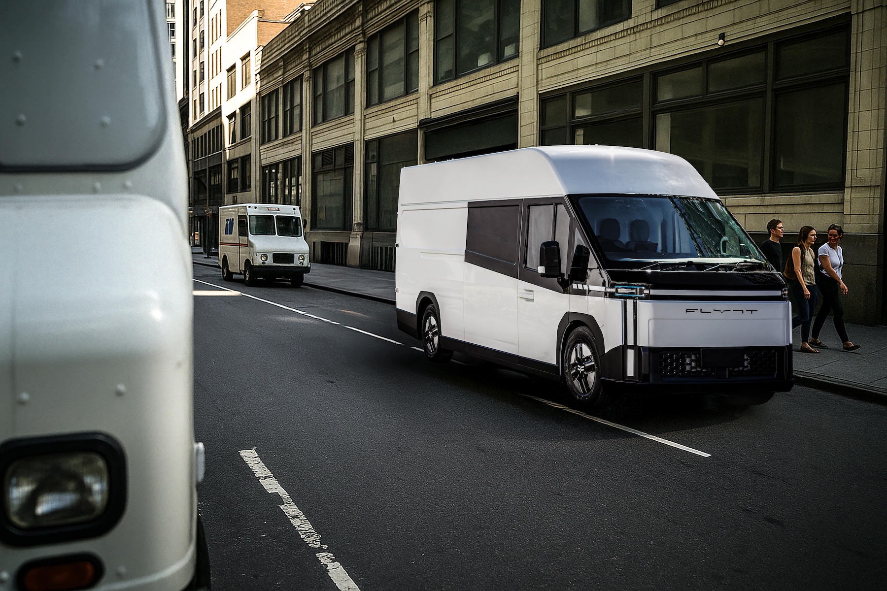 FLYNT enthüllt seinen ersten E-Transporter - electrive.net